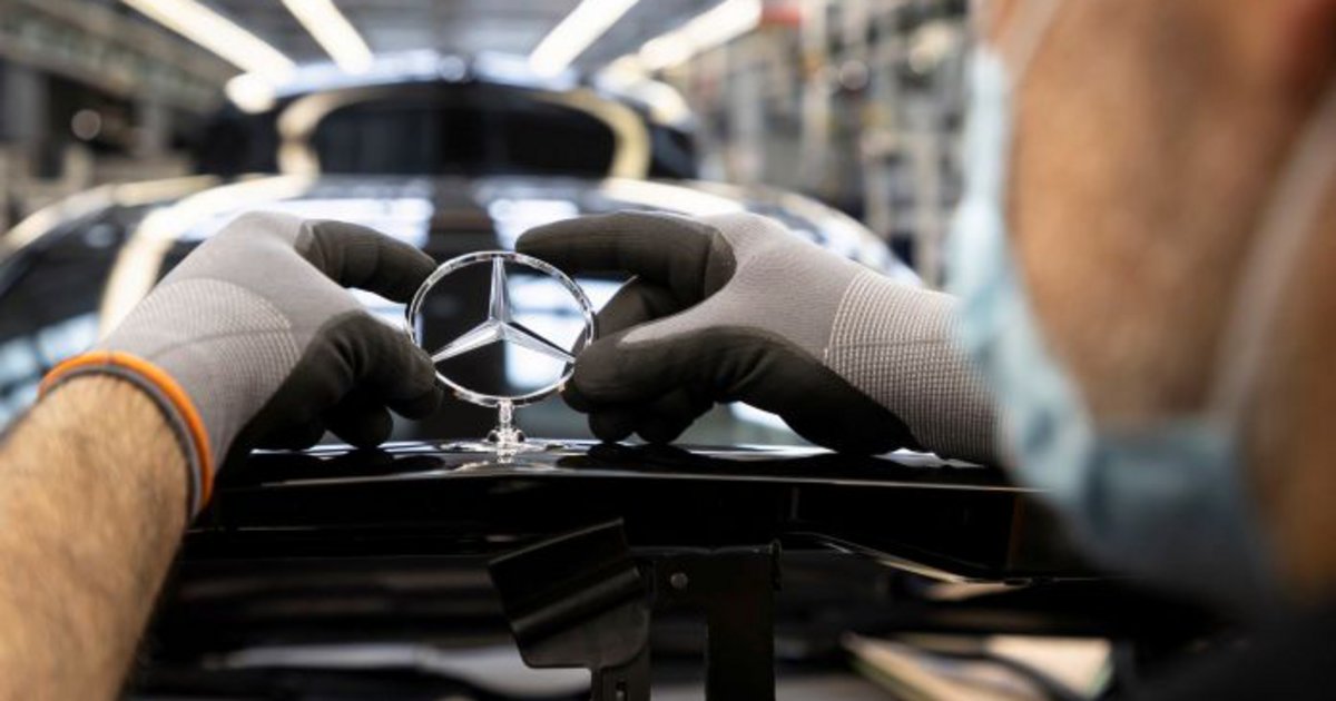 Η Mercedes μειώνει ξανά την παραγωγή στο εργοστάσιο του Sindelfingen