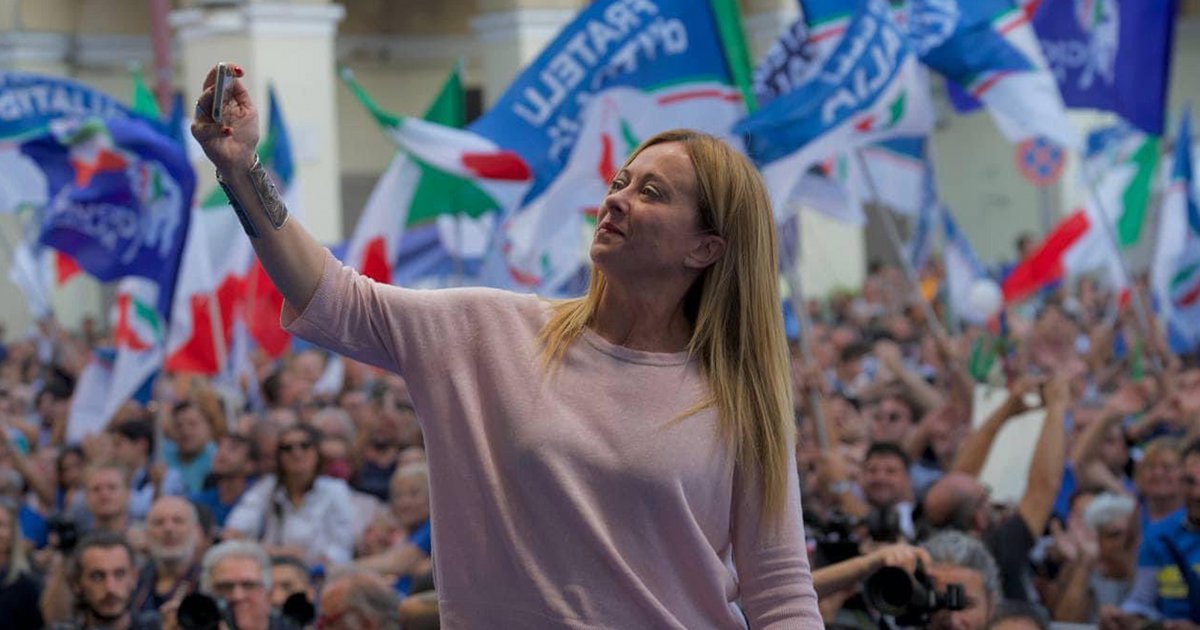 Η Μελόνι ετοιμάζει «πόλεμο» με την Ε.Ε. για την απαγόρευση των ΜΕΚ