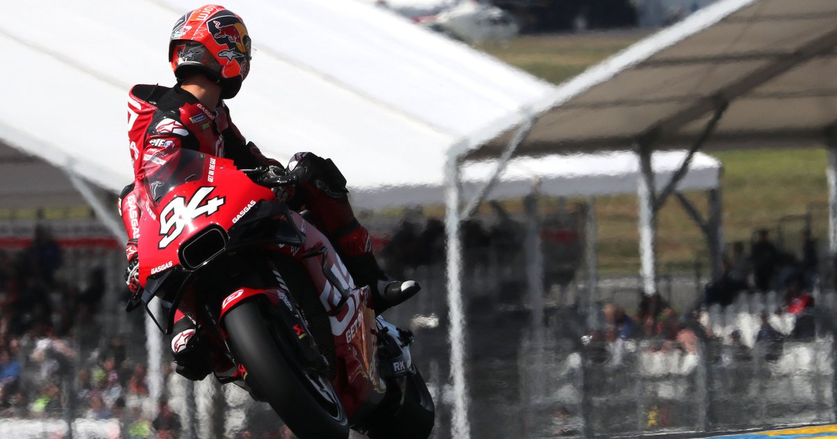 Moto3 - GP Γαλλίας: Μία BMW X5 μπήκε στην πίστα κατά τη διάρκεια των ...