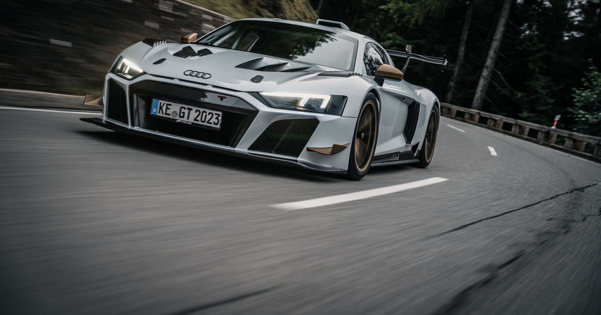 Ιδού η ABT XGT: Ένα αγωνιστικό Audi R8 GT2 για τον δρόμο (photos)