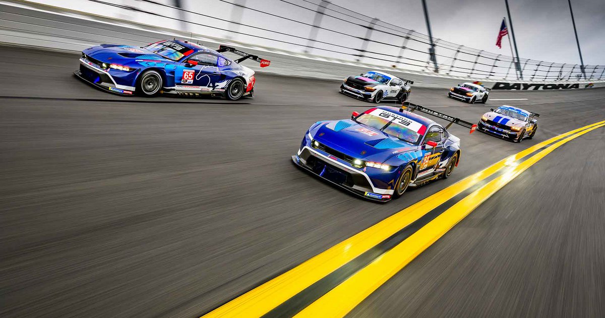 Ford Mustang GT3 και GT4: Επίσημη αγωνιστική πρεμιέρα στην Daytona (photos)