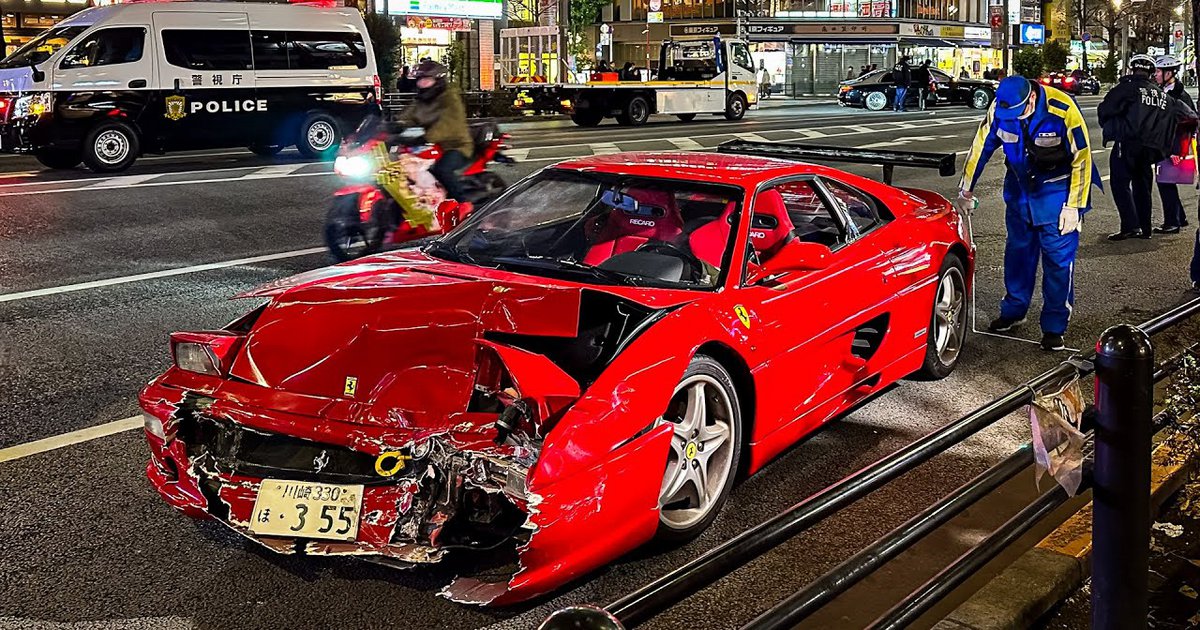 Αυτό καλό είναι να μη γίνεται: Ferrari τράκαρε με Maybach στο Τόκιο ...