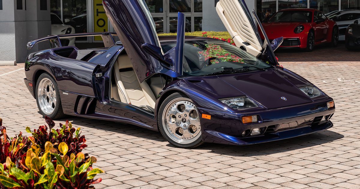 Αυτή η Lamborghini Diablo VT ανήκε στον John Cena - Το ιδιαίτερο ...