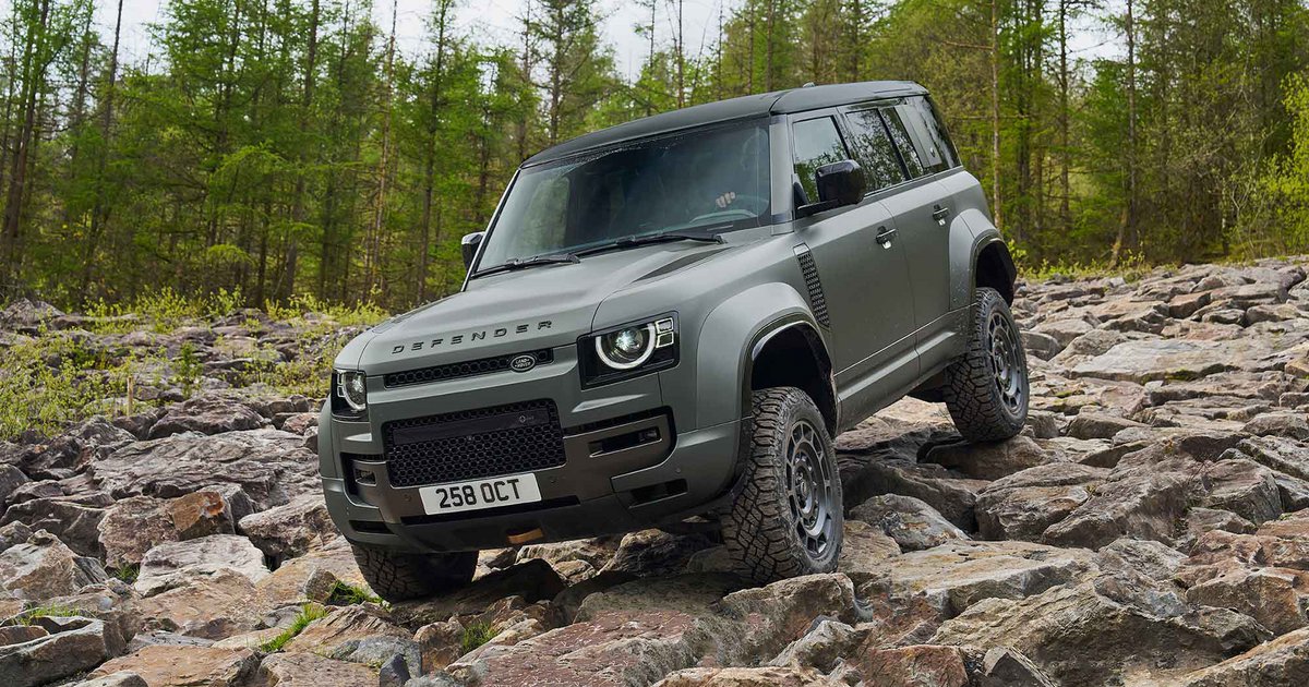 Land Rover: Ετοιμάζει το «μικρό αδερφάκι» του Defender - Πώς θα μοιάζει ...