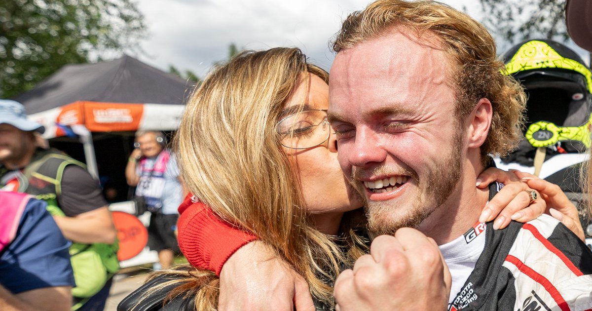 Oliver Solberg: Το εντυπωσιακό μοντέλο από την Αγγλία που του έκλεψε ...