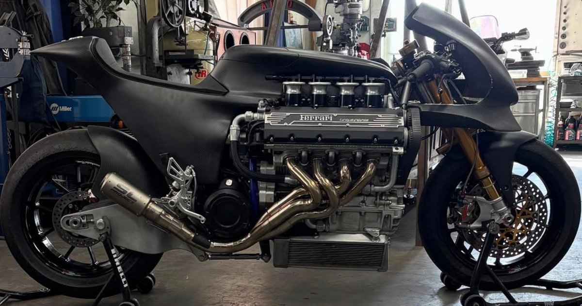 HF355 - Μοτοσυκλέτα με V8 400hp της Ferrari [Βίντεο]